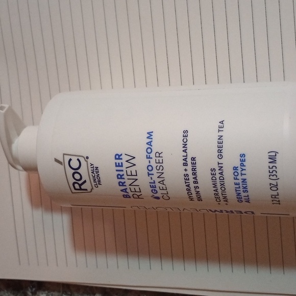 Roc | Skincare | Roc Barrier Renew Geltofoam Cleanser | Poshmark